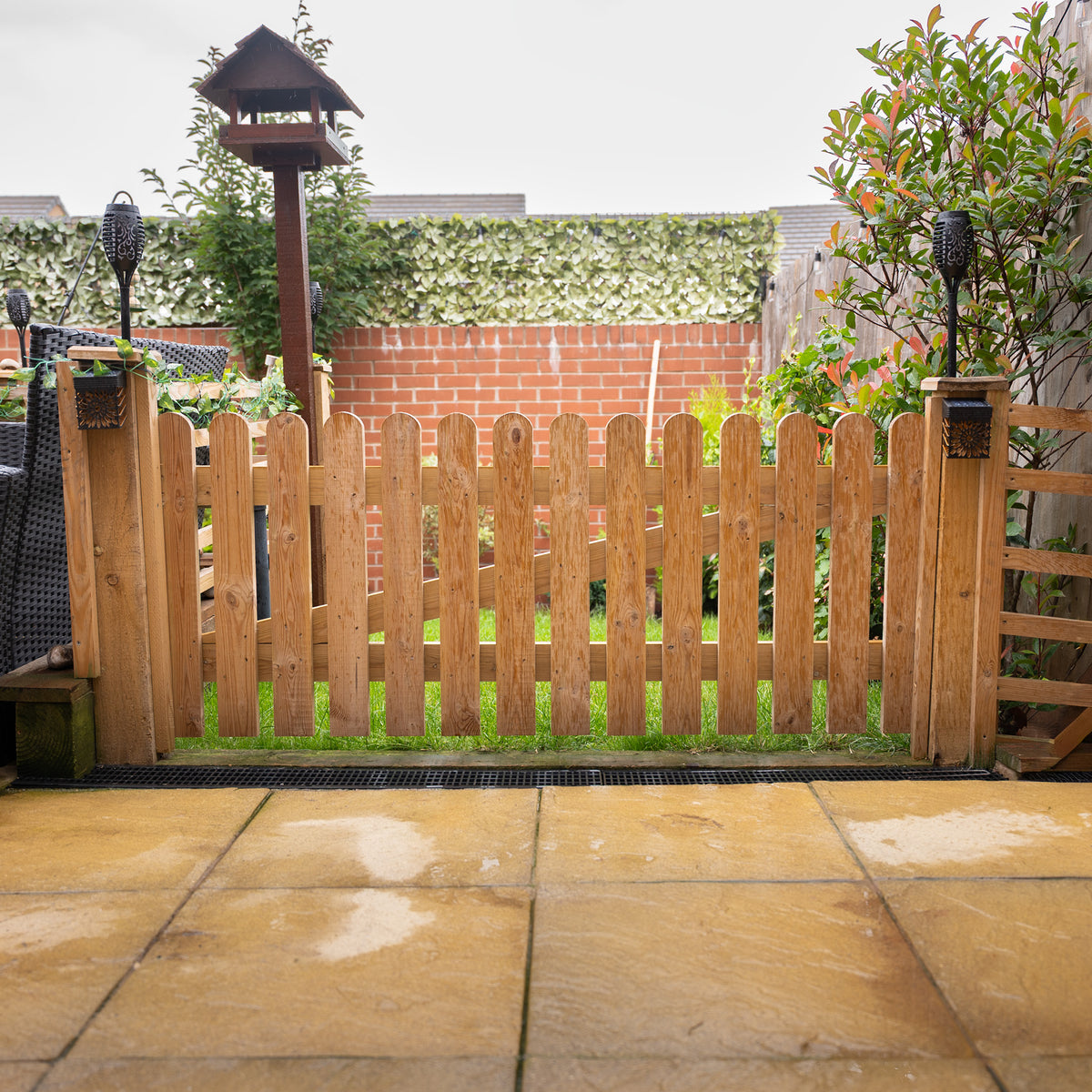 Picket Side Gate Round Top | Height 0.6m | Decorative Gate – Ruby Group