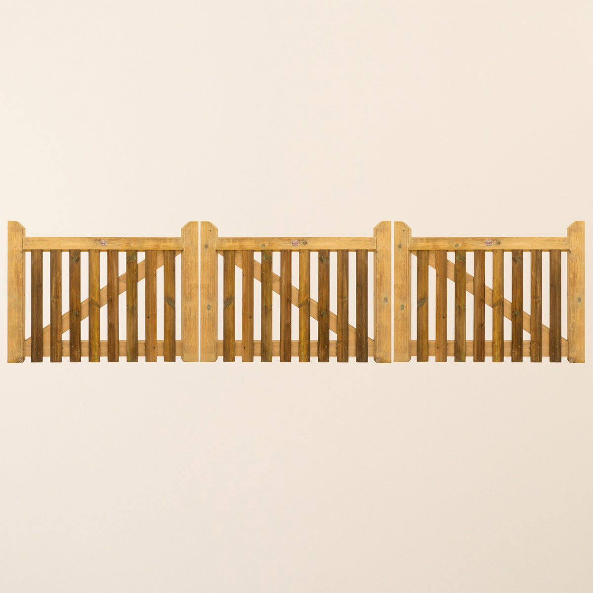 Salcombe 3 Leaf Bifold Gate | Driveway Entrance Gate – Ruby Group