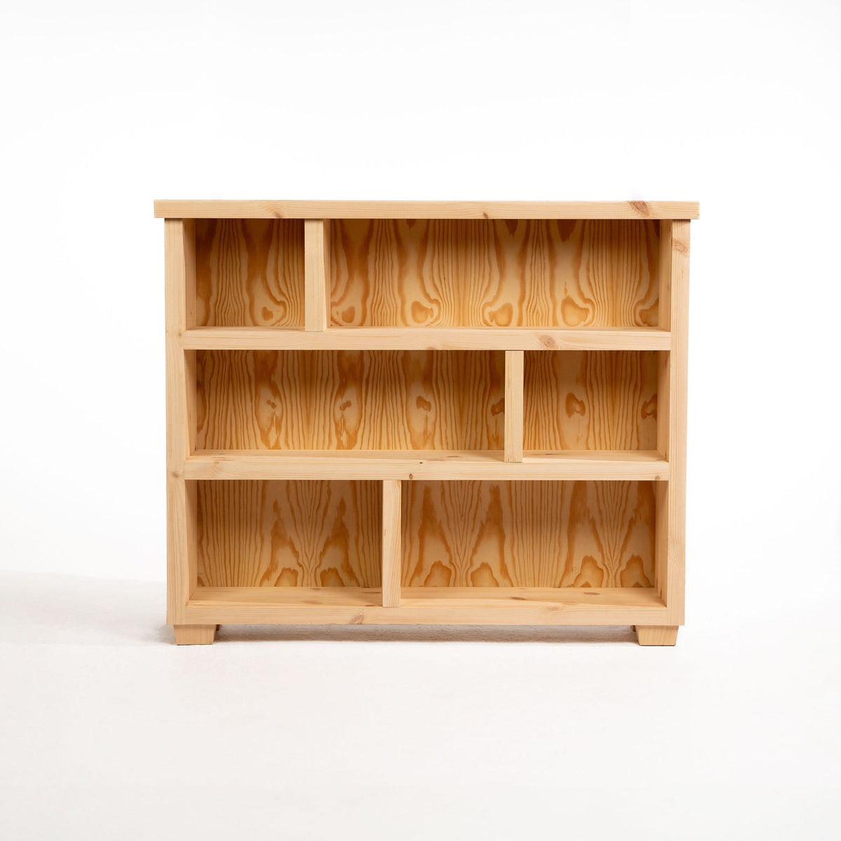 Topsham Bookcase – Ruby Group