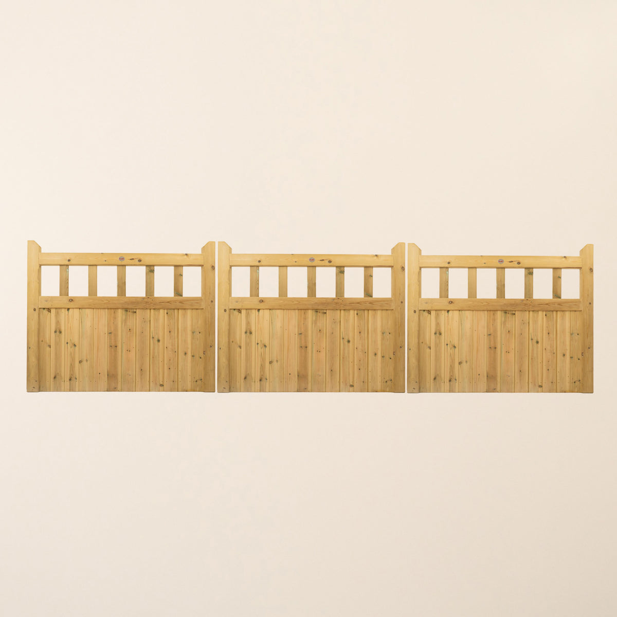 Cottage gates Bifold | Driveway Gates | Ruby UK – Ruby Group