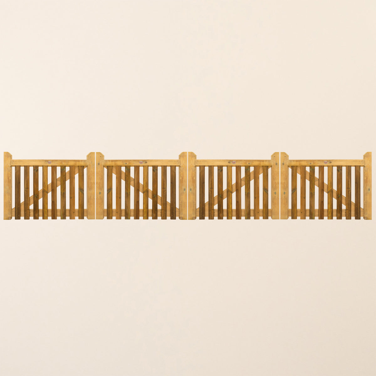 Salcombe Bifold 4 Leaf Entrance Gate | Driveway Gate – Ruby Group