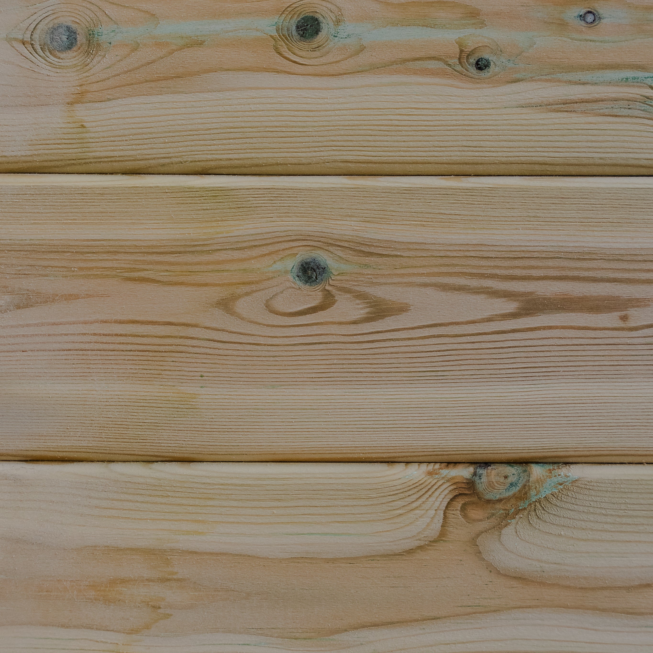 Premium Treated Redwood Overlap Planter – Ruby Group