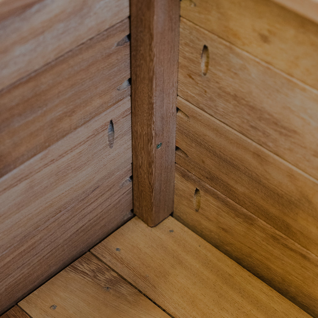 Premium Iroko Hardwood Overlap Planter – Ruby Group