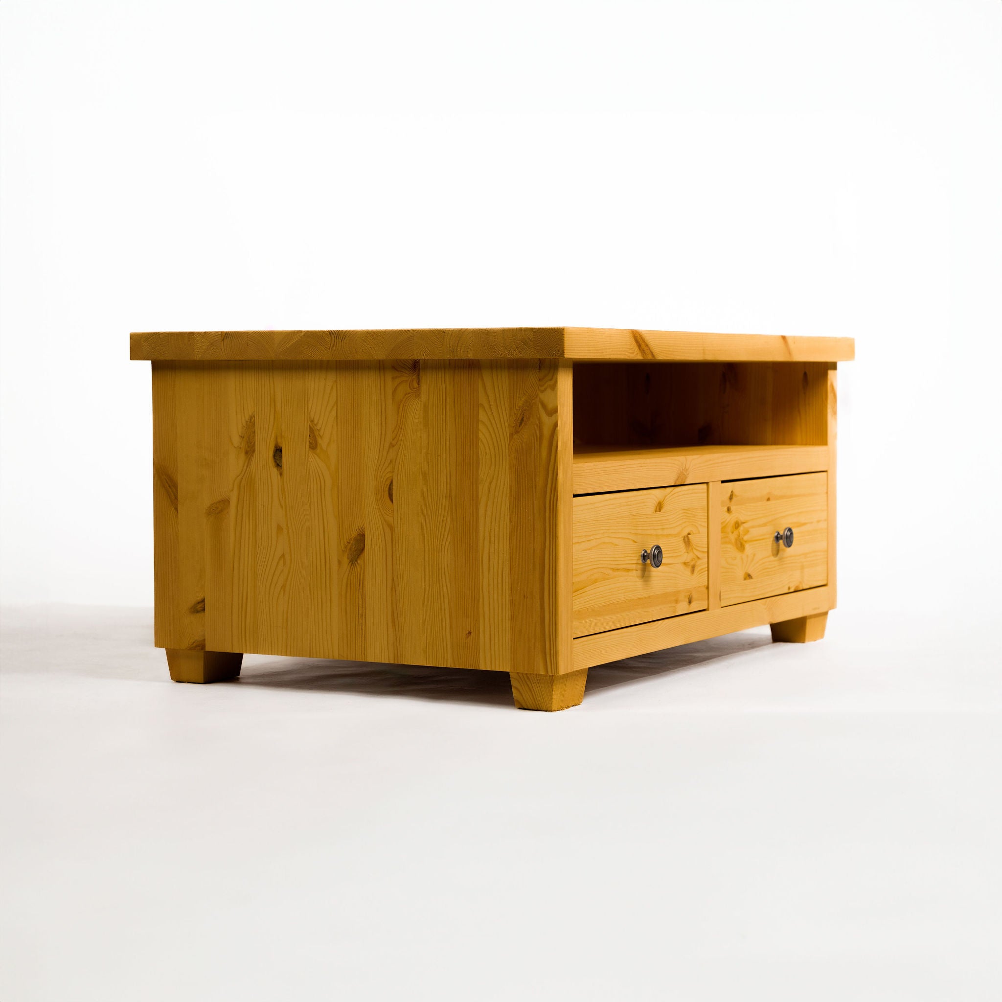 Exbourne TV Stand – Ruby Group