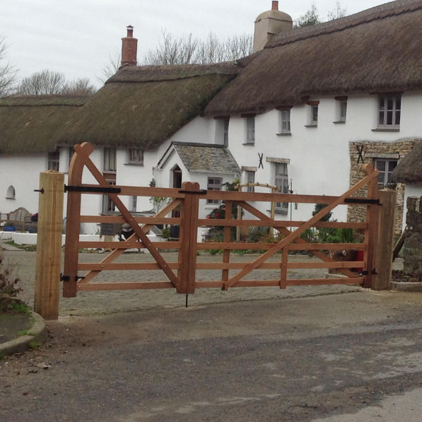 Hardwood Curved Heel Gate | Iroko | Ruby UK – Ruby Group